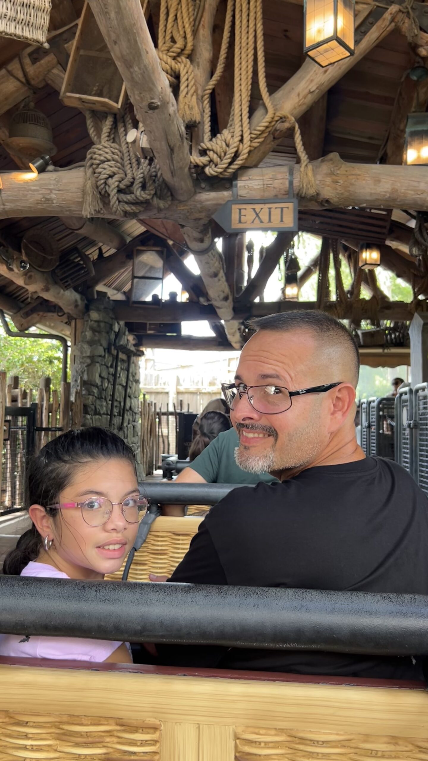 Ultimate Guide to the Wizarding World of Harry Potter | THIS MOM IS ...